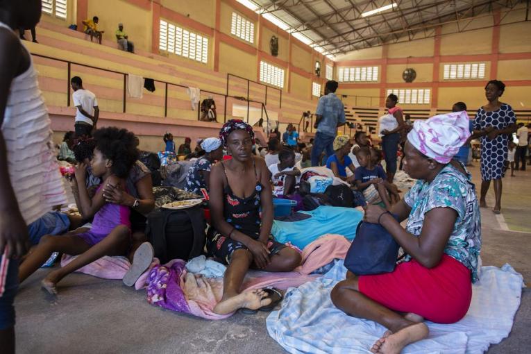 Haiti. Guerra tra bande armate: situazione fuori controllo - Radio RTM ... Haiti. Guerra tra bande armate: situazione fuori controllo - Radio RTM ...